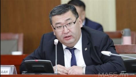 Ц ТУВААН Валютын нөөц төгрөгийн ханш гэсэн хоёр асуудлыг хоёуланг шийдэх зүйл бол алт