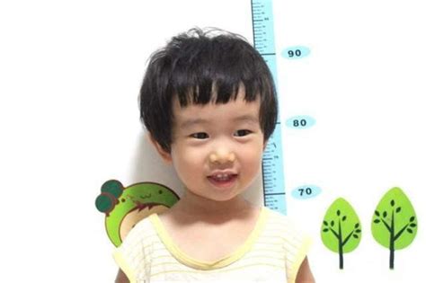 5岁儿子身高偏矮，妈妈花了半年，坚持做3件事，孩子长高6厘米 伊人小筑