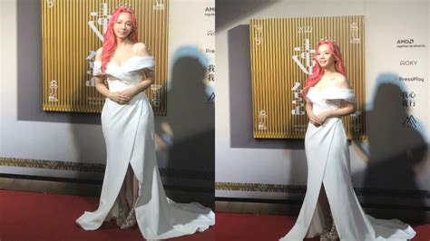 走鐘獎4／滴妹仙氣登場！純白長禮服「炸出超凶雙球」 Enews新聞網