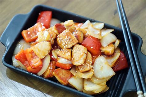 새콤달콤 닭가슴살 요리 한번 만들어 보세요 새콤달콤하게 즐기는 맛있는 닭가슴살 볶음입니다 만드는 방법도 너무 간단합니다 꼭 만들어 요리사가 알려주는 정말