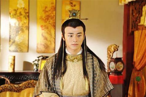 崇祯的情况，放在任何亡国之君的身上他做梦都要笑醒明帝国
