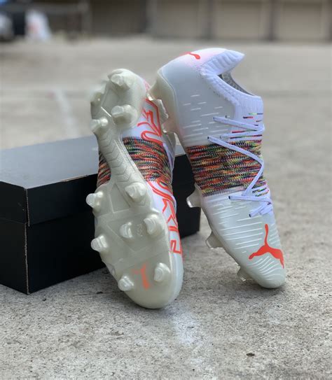 Puma รองเท้าสตั๊ดพูม่า รองเท้าฟุตบอลพูม่า Puma Future Z 1 1 Fg Ag สินค้าพร้อมส่งฟรี Annoutfit