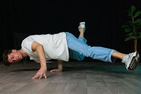 The 3 Step Breaking Class By Bboy Stepper Mygrooveguide