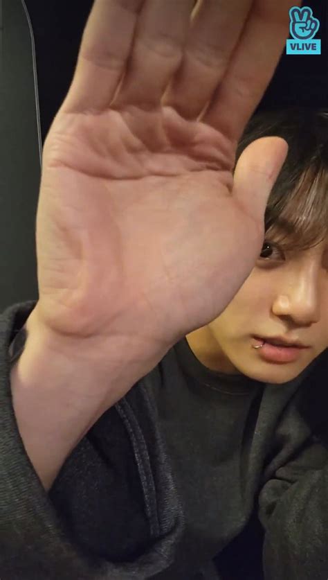 Bts Community Posts Tojungkook Dear💌 大好きな💜グク💜へ グクこんばんは😊今日も良い1日を過ごせ