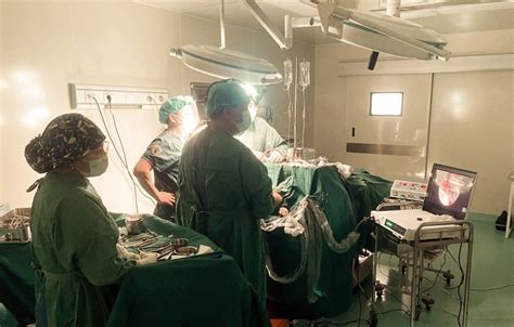 ГССҮТ ийн эмч нар дурангийн мэс заслыг амжилттай нэвтрүүллээ Niomn