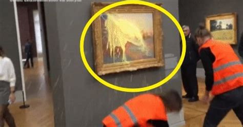 1585억 모네 작품에 으깬 감자 세례테러로 그림 노랗게 물들어