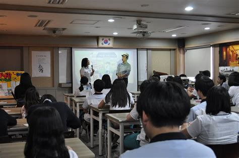 [알라딘서재]작가와의 만남 소설가 이하