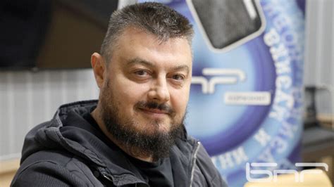 Николай Бареков Идва пролетна вълна от мигранти които България ще приема Би Нюз Топ новини