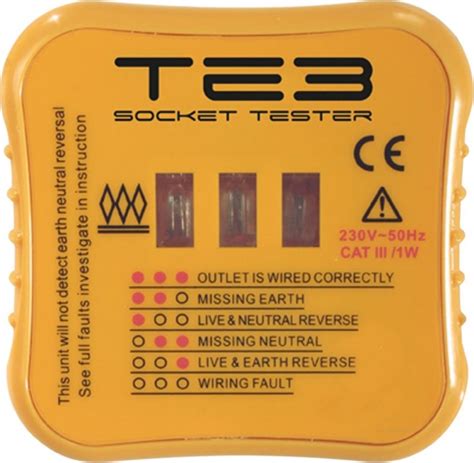 SOCKET TESTER UK MAINS LED INDICATOR ERROR CHECK FAULTY WIRE ELECTRICAL CA Click Superstore Ltd