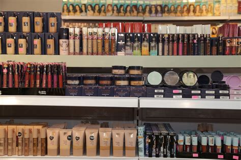 Paraíso Dos Cosméticos E Marcas Das Blogueiras No Bairro Taveirópolis