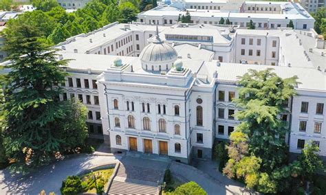 თსუ ს პირველი და მეორე კორპუსების მიმდებარედ სასწავლო ადმინისტრაციული დანიშნულების ახალი კორპუსი