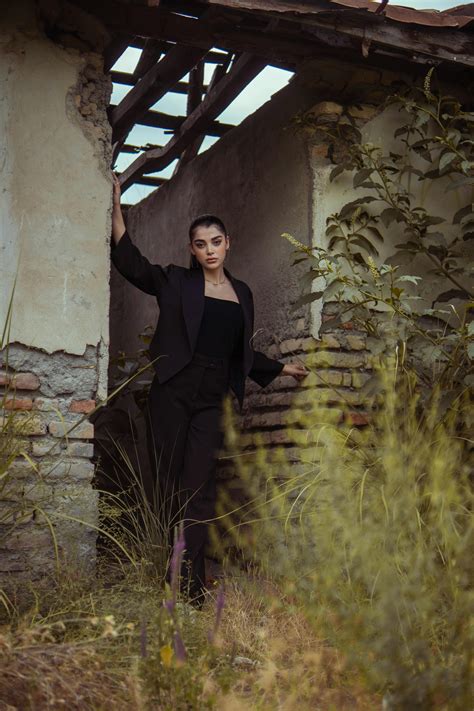 Scrollergirlssmallsizehd Photos Download The Best Free Scroller