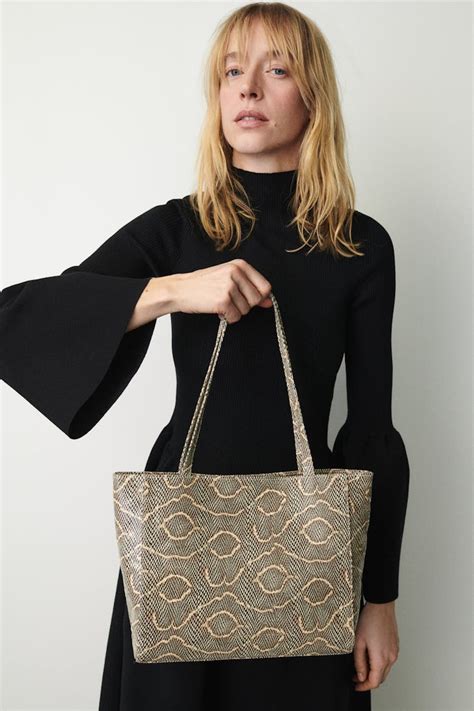 Classic Shopper Bag “beige Python” Chylak