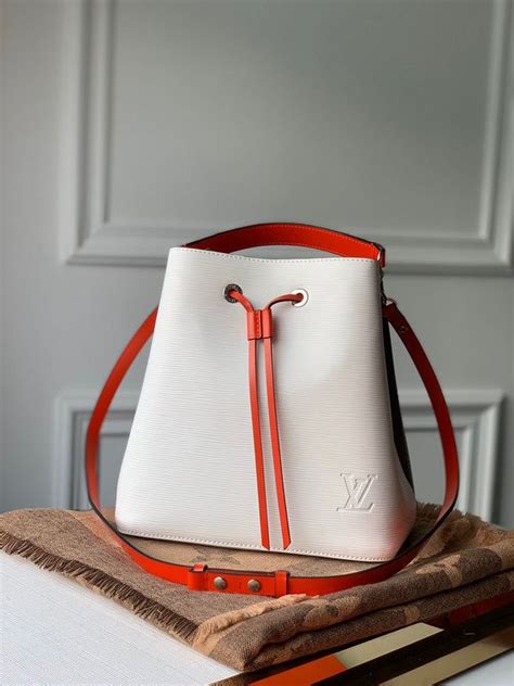 Louis Vuitton Neonoe Bag Review Outfits Video Artofit