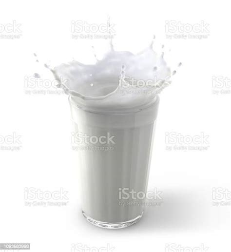 유리 스플래시와 신선한 우유의 전체입니다 절연에 흰색 배경입니다 0명에 대한 스톡 사진 및 기타 이미지 0명 3차원 형태 건강한 생활방식 Istock