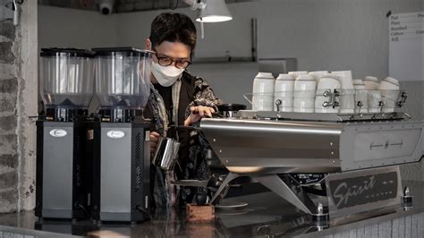 3년째 쳇바퀴 처럼 돌아가는 카페 자영업자에 하루 브이로그 Youtube