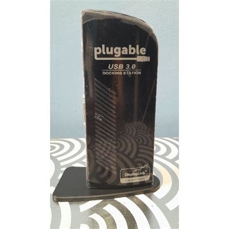 Plugable Usb 3 0 Universal Dual Monitor Docking Station Ud 3900 Work