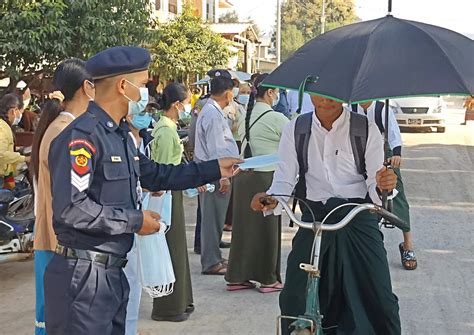 မိုင်းရယ်မြို့၌ ဌာနဆိုင်ရာများစုပေါင်း၍ ပါးစပ်နှင့်နှာခေါင်းစည်းများ အခမဲ့ဖြန့်ဝေ Information