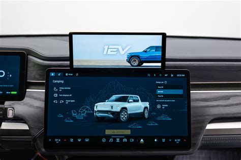Apple Carplay Android Auto Smart Dash Screen For Rivian R1t R1s By Ev Sportline The
