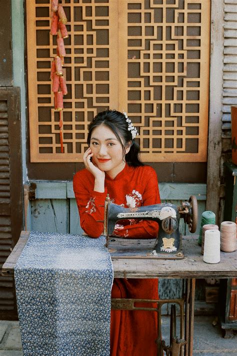 Diy 고전적인 스타일 공예 나무 패널 목공 문화 유산 문화적 문화적 복장 미소 민족 의류 바느질 작업