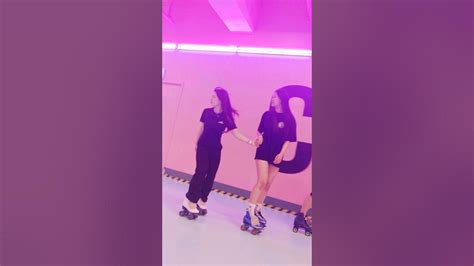 젖먹던힘까지쥐어짜낸20초컷🤣 야 니들못찍긋다 시카고롤러클럽 롤러스케이트장 롤러스케이트뒤로타기 Youtube