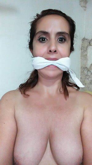Nude Living Pics