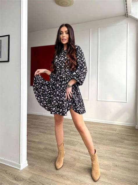 Сукня — ціна 770 грн у каталозі Короткі сукні Купити жіночі речі за доступною ціною на Шафі