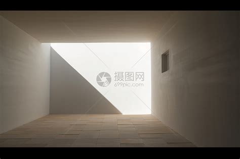 灯光在墙上投射阴影创意概念高清图片下载 正版图片600157347 摄图网