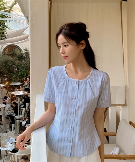 44 120 젠리브 스트라이프 레이스 블라우스 에이블리