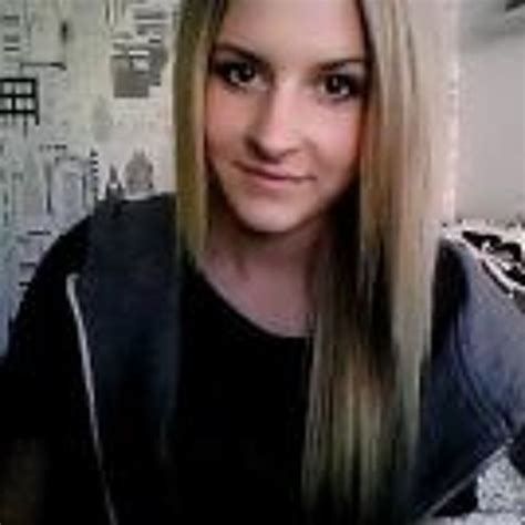 Stream Julia Gustafsson 1 Music Listen To Songs Albums Playlists