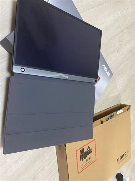 Asus Zenscreen Touch Mb Amt Computers Tech Parts Accessories Monitor Screens On Carousell