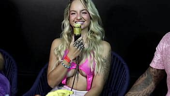 Por Ser Gostosa E Inteligente Resolveu Criar Conte Dos Porn Marilia Oliveira Xvideos Com