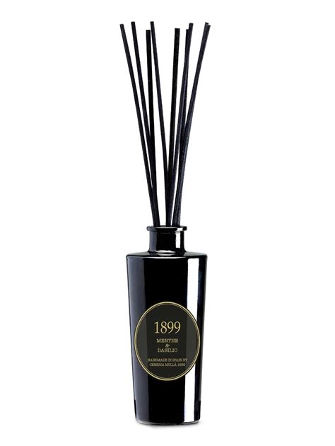 Tobacco And Amber Diffuser Luxury Bedding