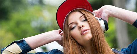 How To Control Apple Music From Lock Screen