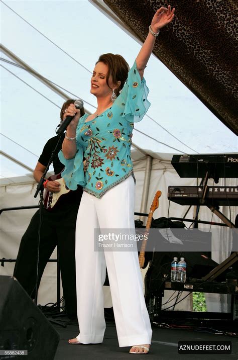 Sheena Easton Feet Aznudefeet