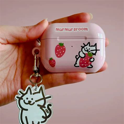 머머스룸 Strawberry Cat Airpods Case 딸기 고양이 에어팟케이스 에어팟3 프로1 프로2 전용 위시버킷