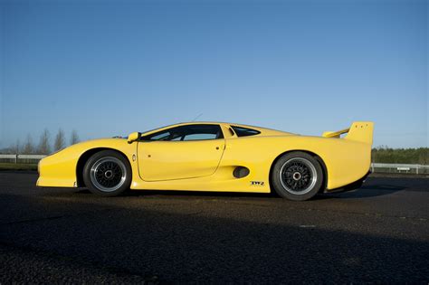 Jaguar Xj220 20 Years Later
