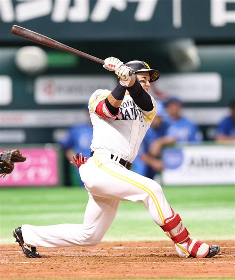 【ソフトバンク】栗原陵矢1カ月半ぶりの自画自賛11号ソロ「いいスイングができました」 プロ野球写真ニュース 日刊スポーツ