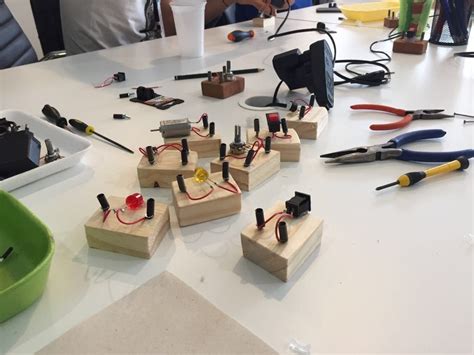 Circuit Tiles Artofit