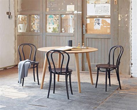 Мебель для кафе баров и ресторанов в Москве Купить мебель для кафе недорого