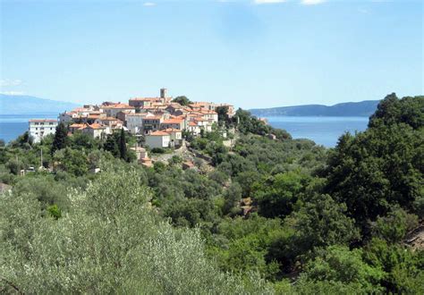 Apartments in Cres Beli | Direct-Croatia.com