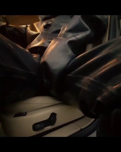 Rubberfun In The Car Tumbex