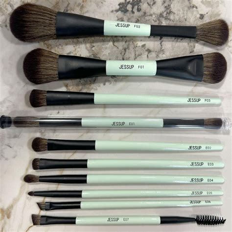 14 In 10 Brush Set • Face And Eyes My Look Boutique