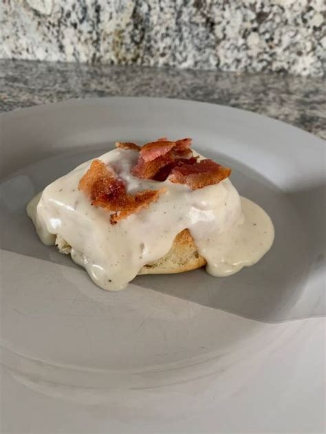 The Best Bacon Gravy For Biscuits