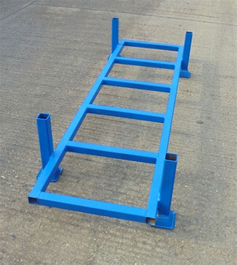 Staggered Steel Post Pallet Steps And Stillages