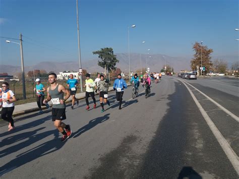 19ος Ημιμαραθώνιος Τύρναβος Λάρισα στις 10 Δεκεμβρίου 2023 • Irun