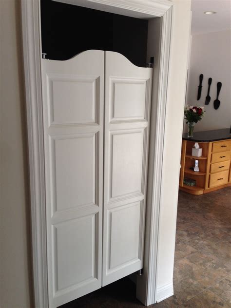 5 Best Swinging Doors For Modern Interiors Swinging Cafe Doors
