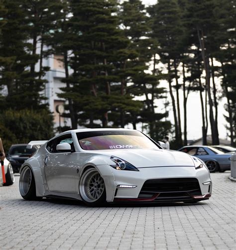 Stunning Widebody Stanced Nissan 370z