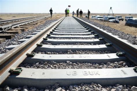 Ерөнхий сайд БНХАУ д айлчилж боомтын хэлэлцээрийг эцэслэнэ