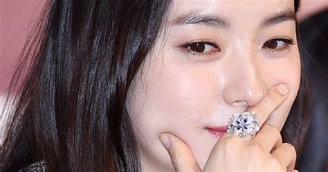 한효주 클로즈업을 부르는 청순함